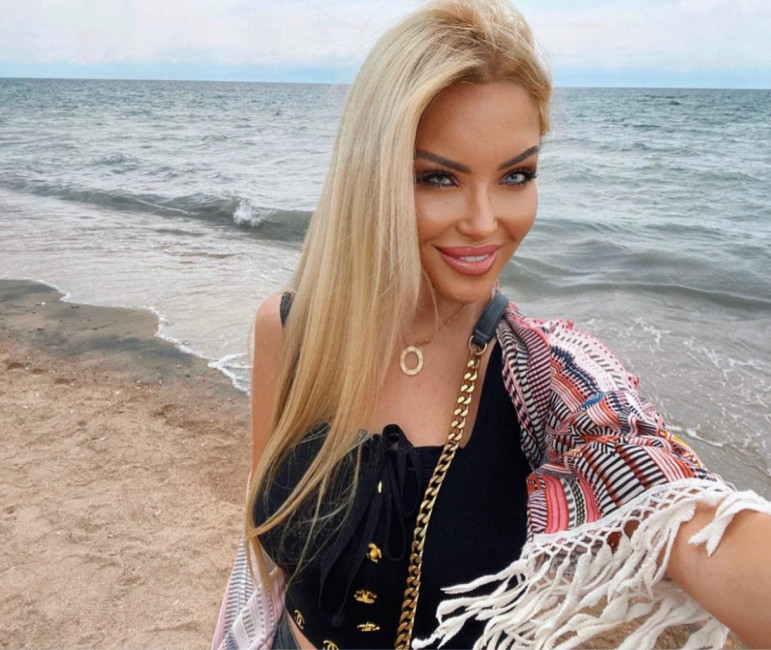 Eva - Female Escort in Al Barsha, Dubai - DubaiEscortsPage